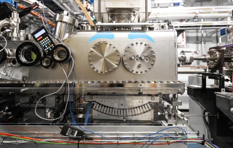 Scientists create first attosecond atomic X-ray laser